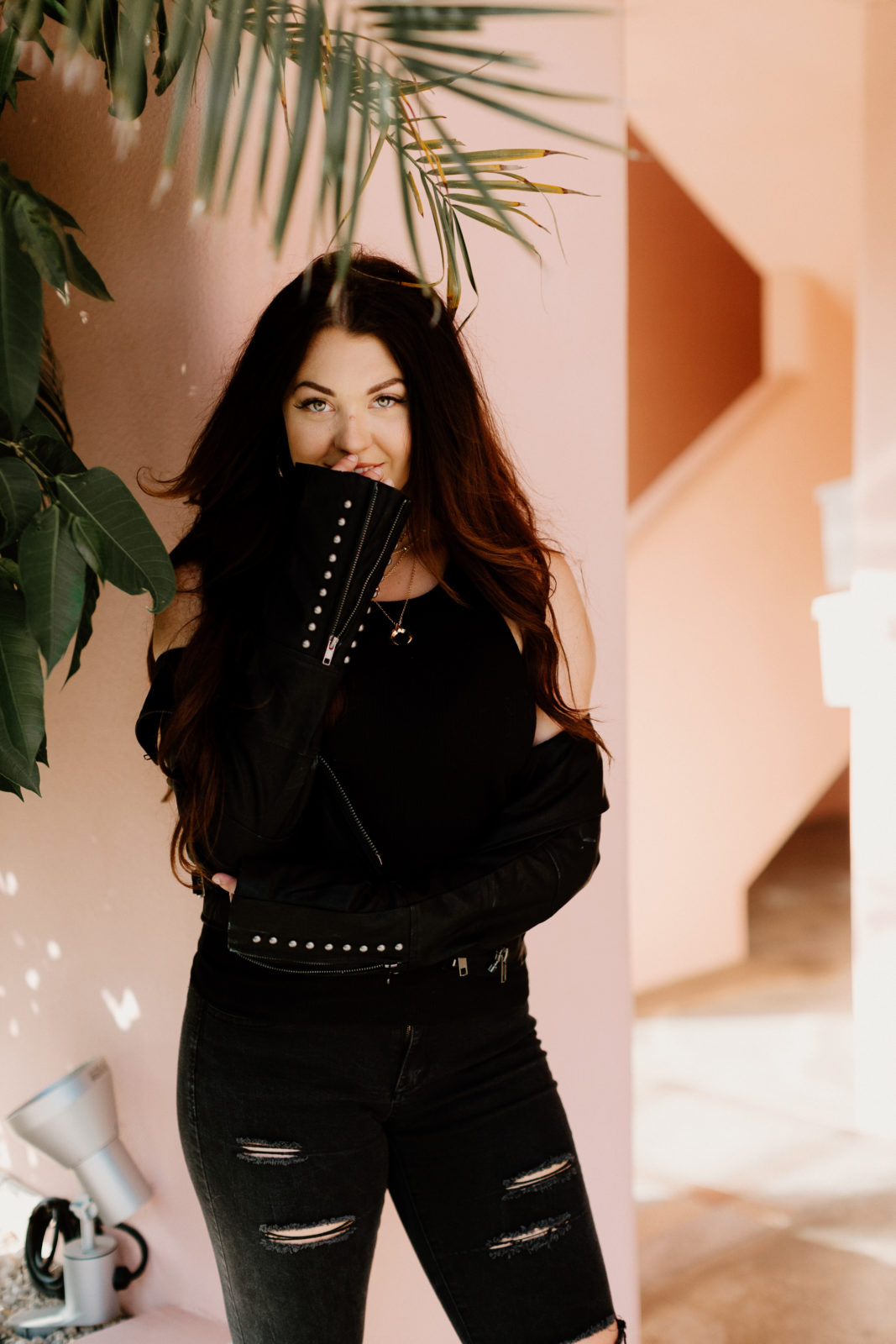 How to DIY Your Own Brand Photos (For Photographers) | jessicavickers.com